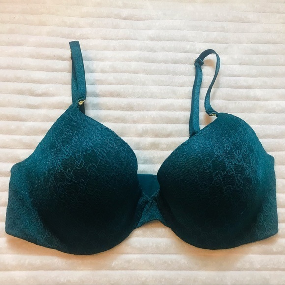 Victoria's Secret | Intimates & Sleepwear | Vs Victorias Secret Emerald ...